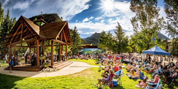 Playing - Frisco Town Government